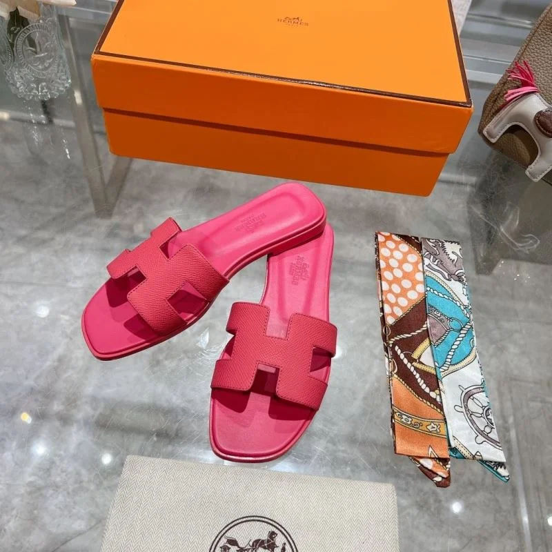 Value-priced Hermes Slippers