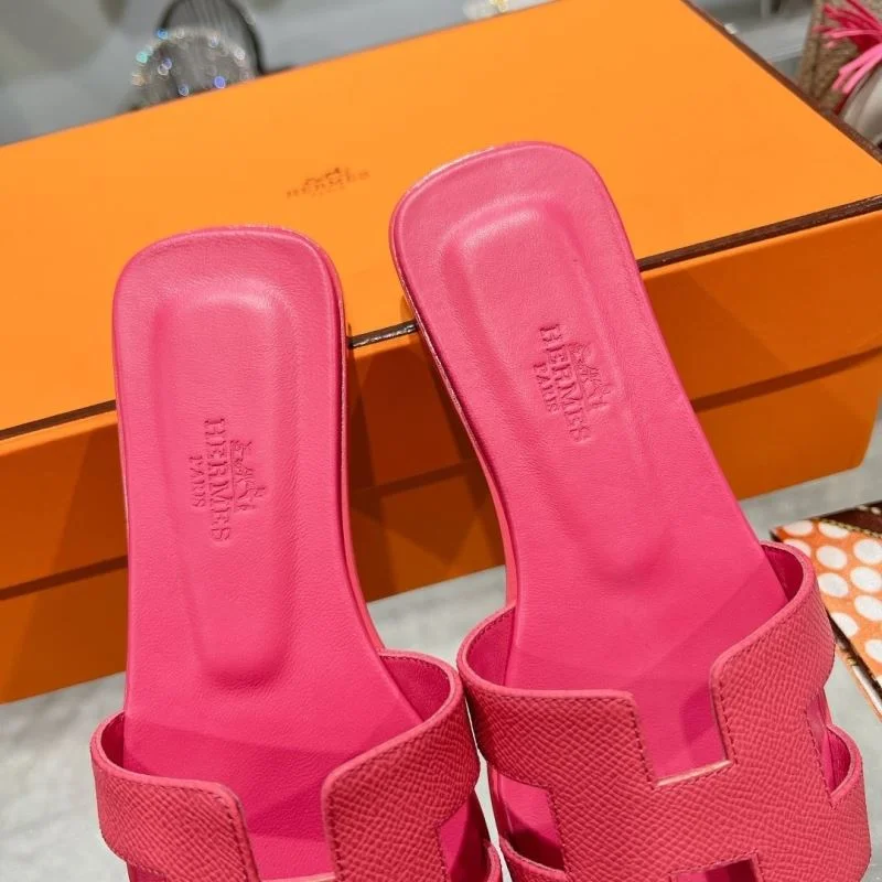 Value-priced Hermes Slippers