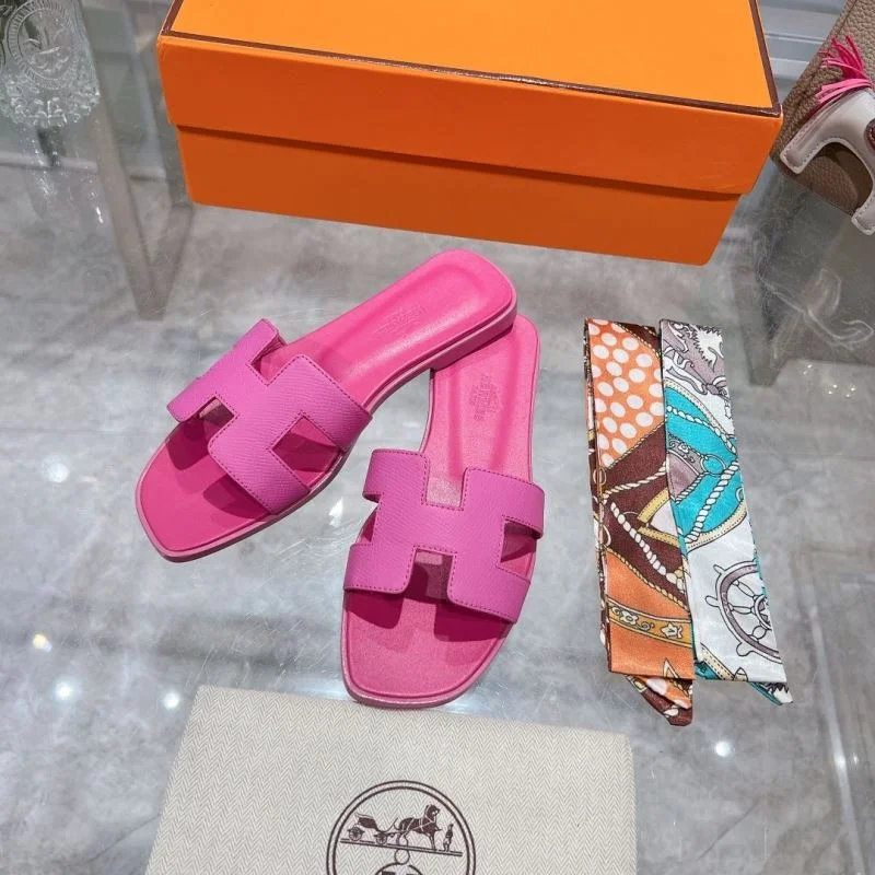 Accurate model Hermes Slippers