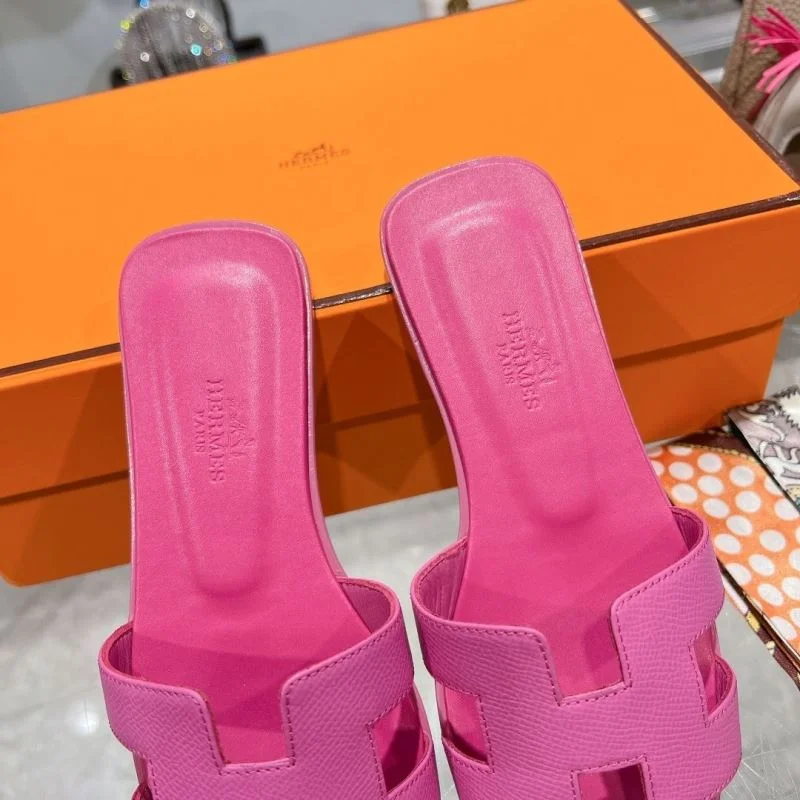 Accurate model Hermes Slippers