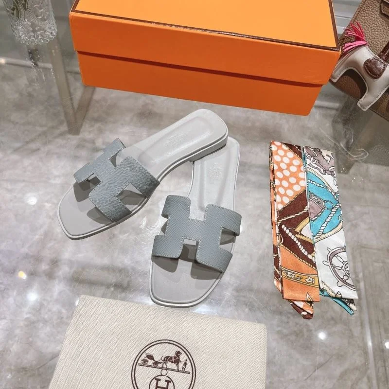 Inexpensive Hermes Slippers