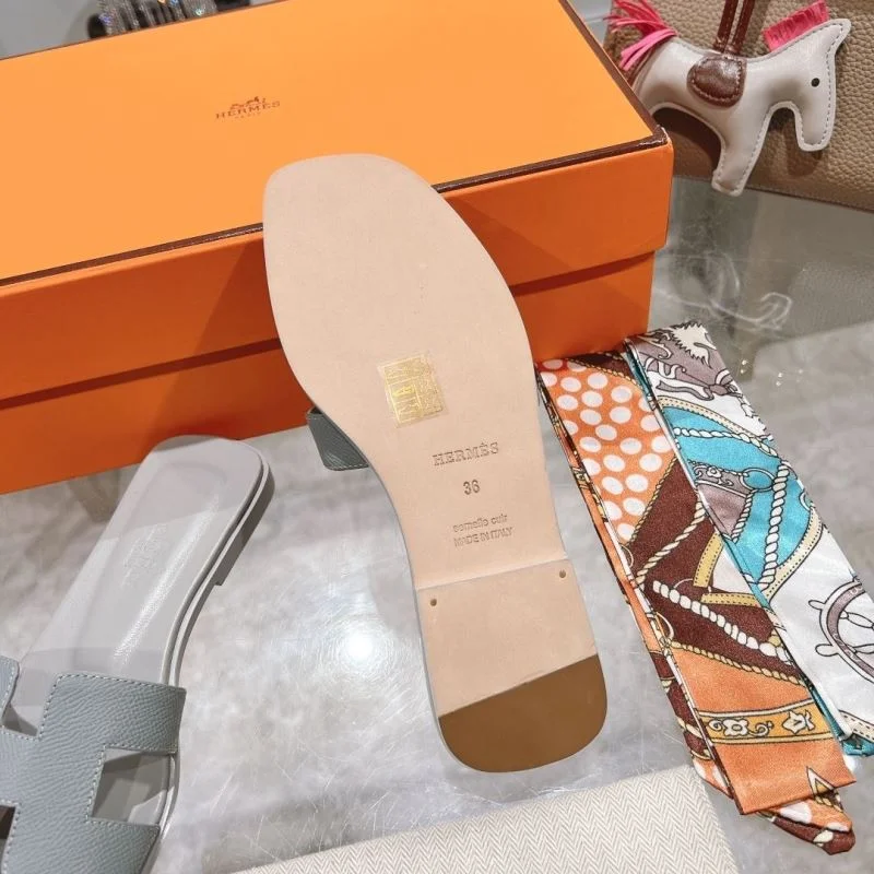 Inexpensive Hermes Slippers