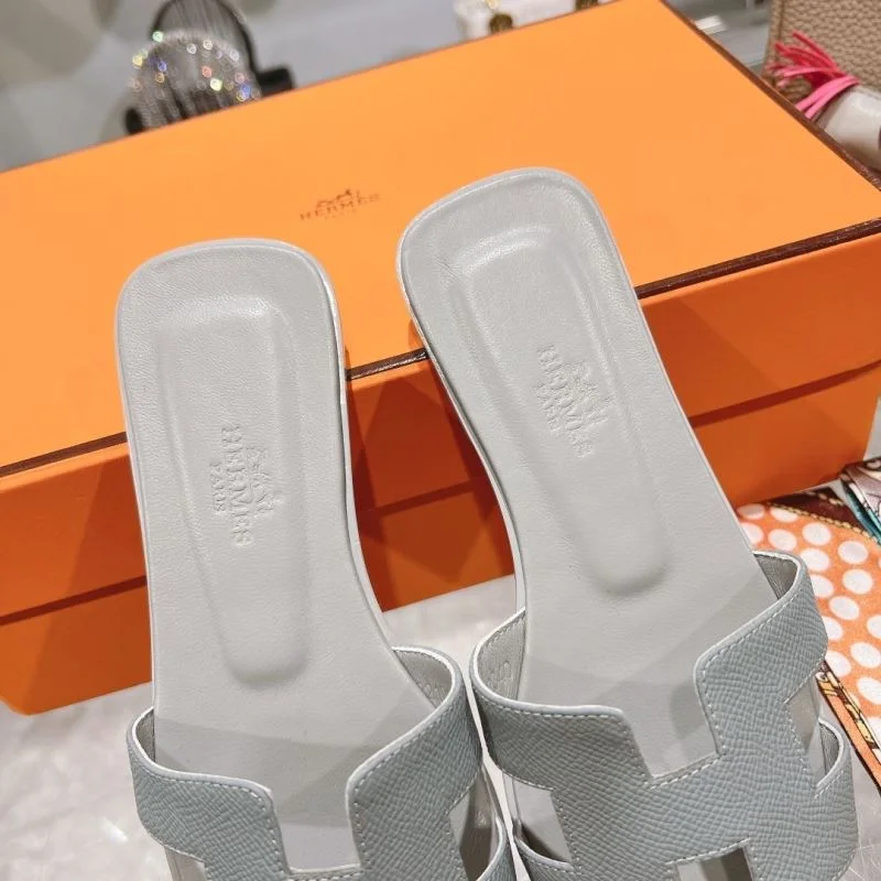 Inexpensive Hermes Slippers
