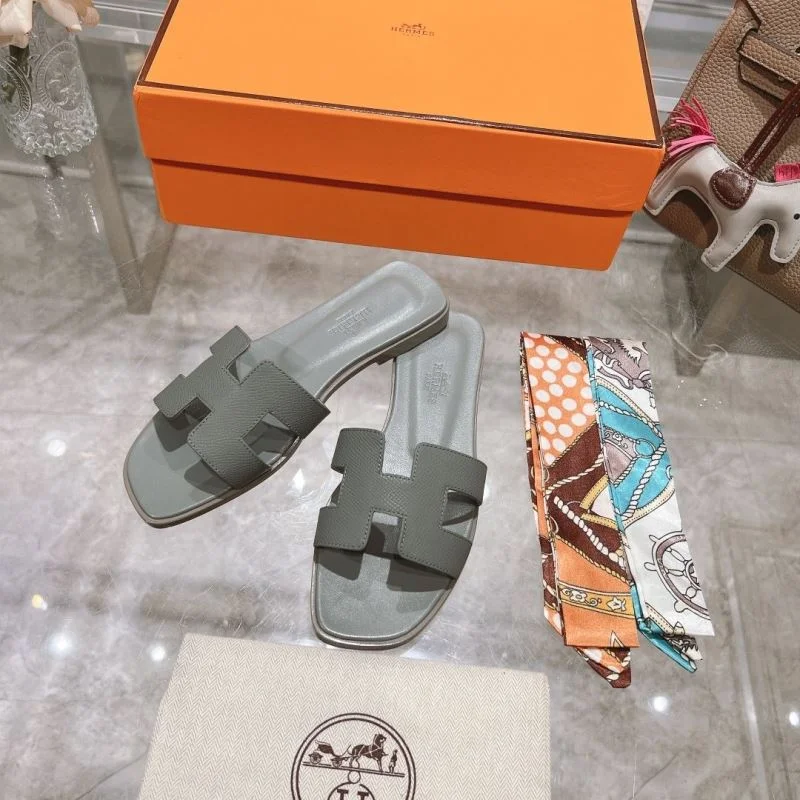 Reasonably priced Hermes Slippers