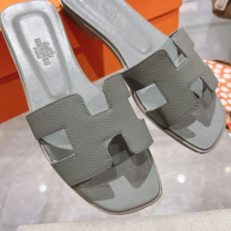 Reasonably priced Hermes Slippers