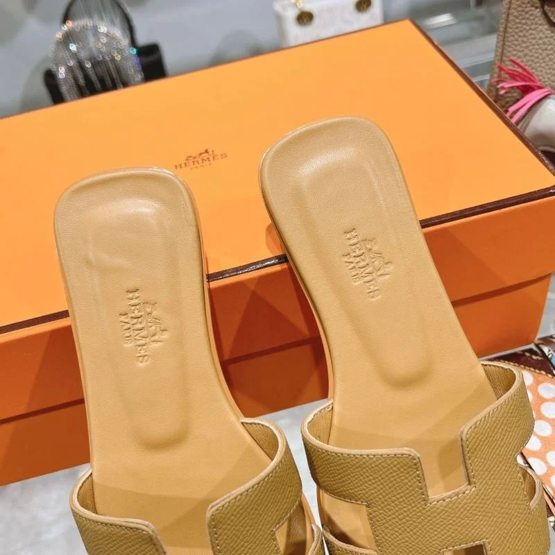 Brand-authenticated Hermes Slippers