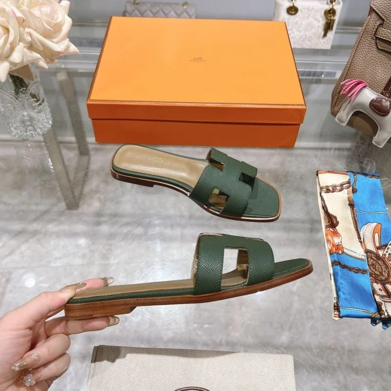Inexpensive Hermes Slippers