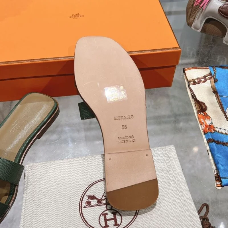 Inexpensive Hermes Slippers