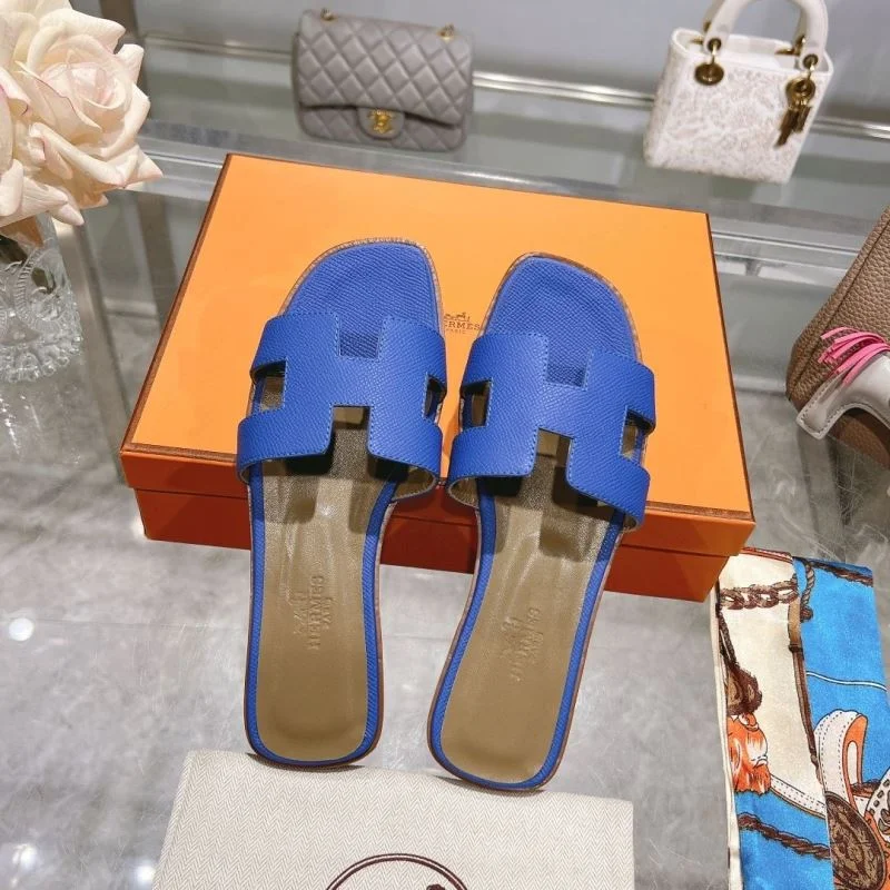 Accurate model Hermes Slippers