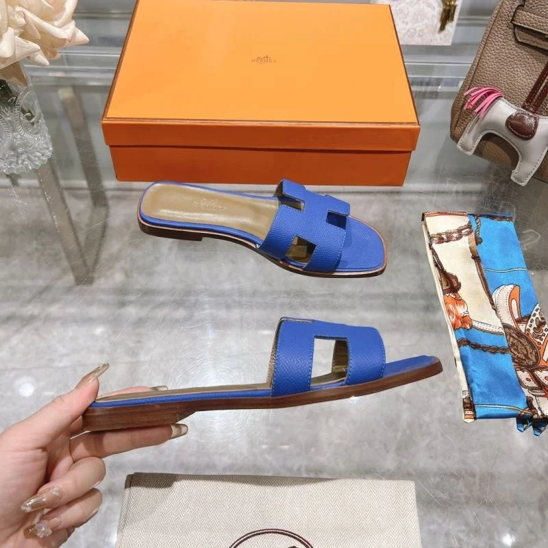 Accurate model Hermes Slippers