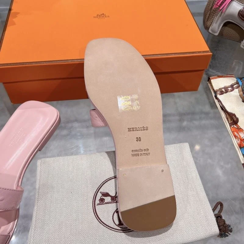 Accurate model Hermes Slippers