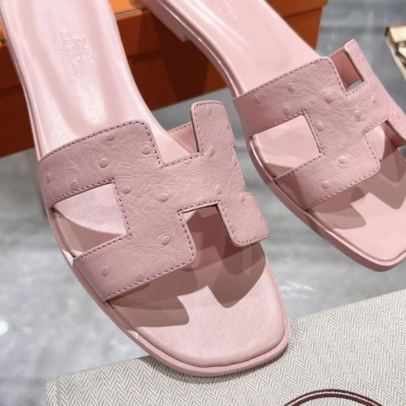 Accurate model Hermes Slippers