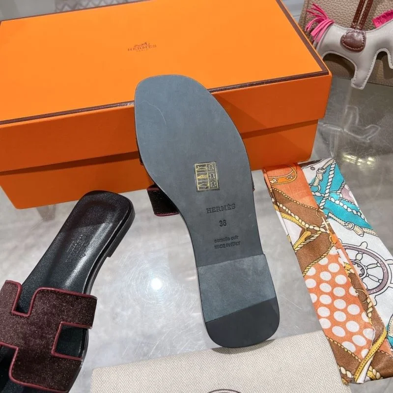 Inexpensive Hermes Slippers
