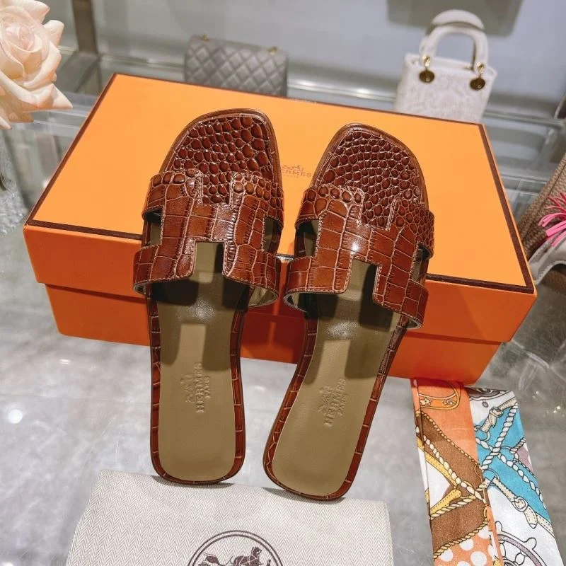 Value-priced Hermes Slippers