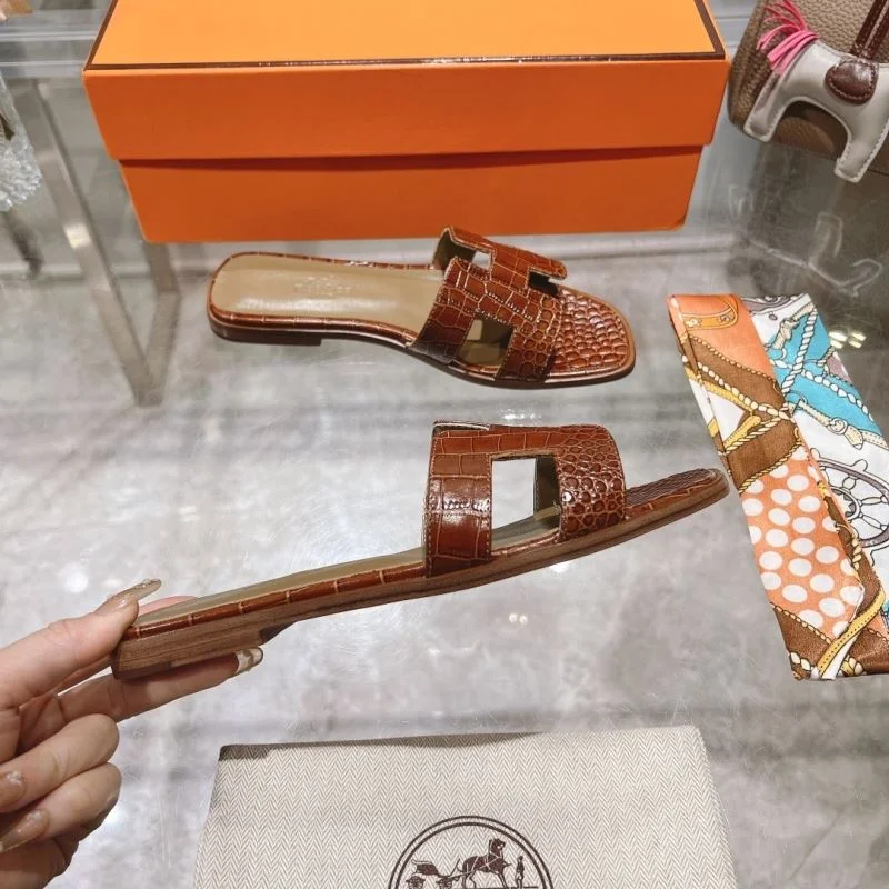 Value-priced Hermes Slippers