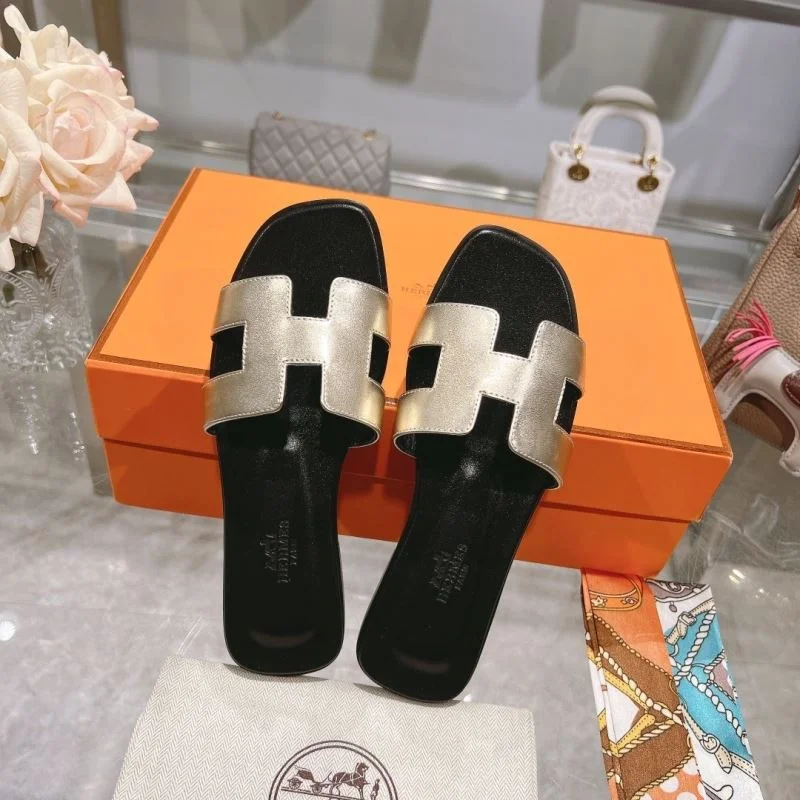 Exact replica Hermes Slippers