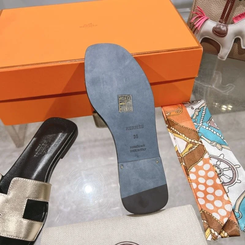 Exact replica Hermes Slippers