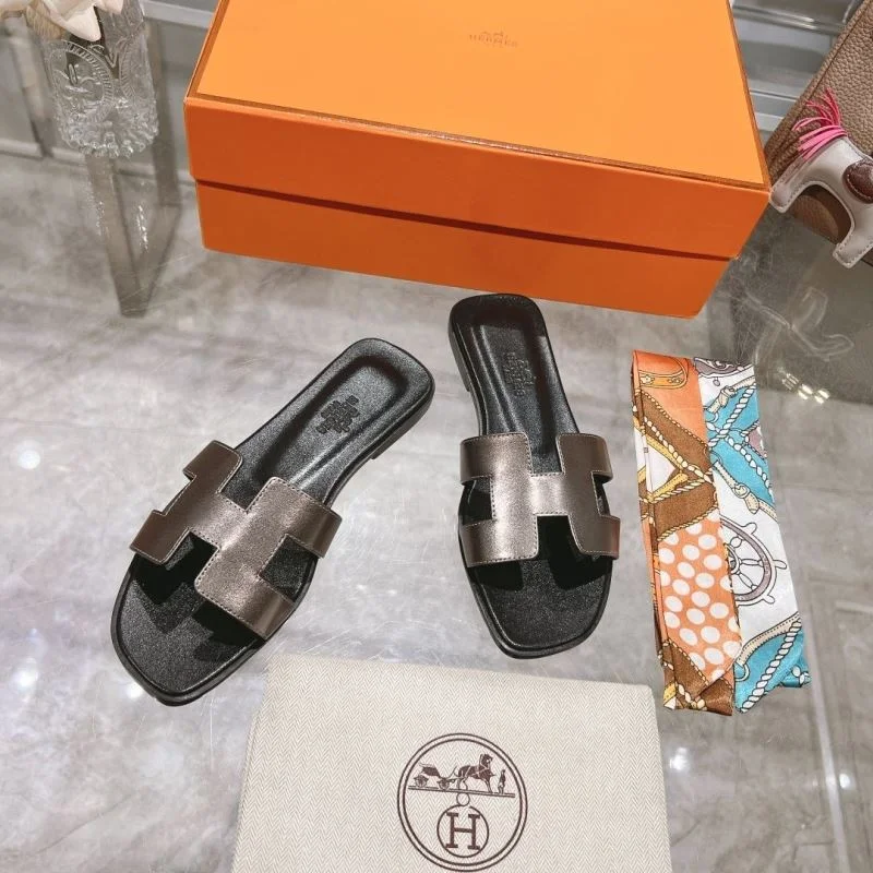 Inexpensive Hermes Slippers