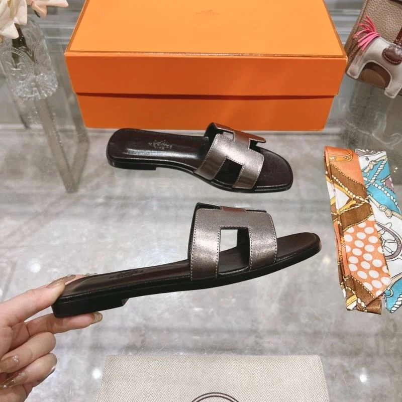Inexpensive Hermes Slippers