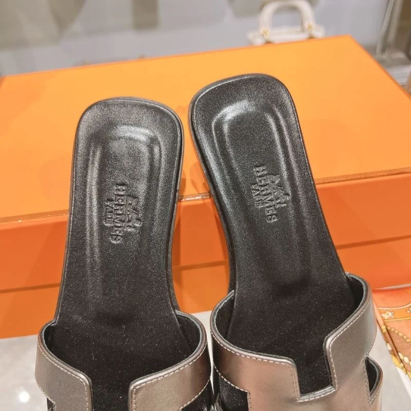 Inexpensive Hermes Slippers