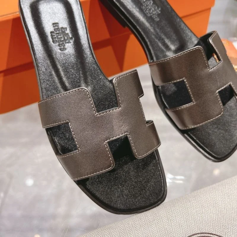 Inexpensive Hermes Slippers