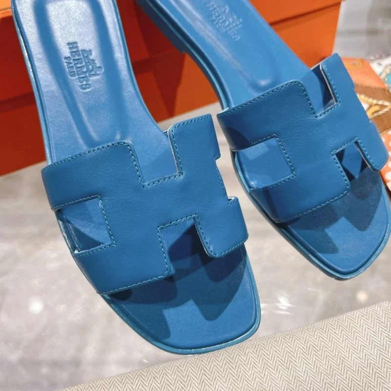 Reasonably priced Hermes Slippers