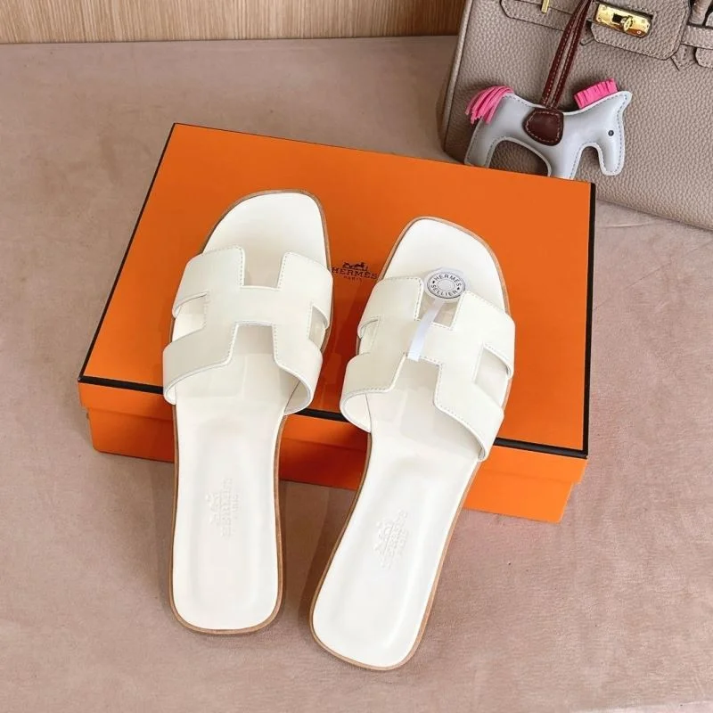 Value-priced Hermes Slippers
