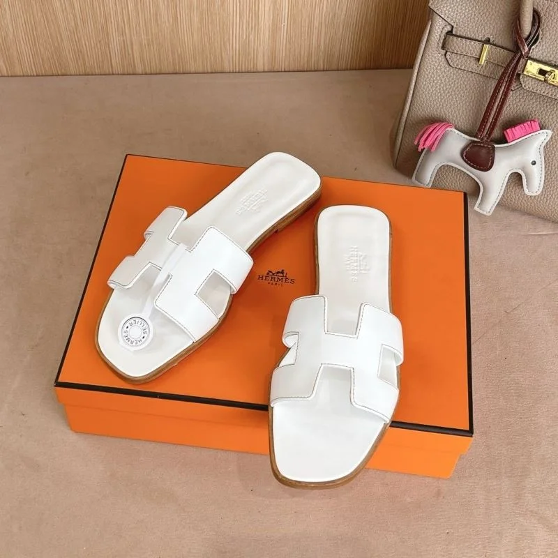 Exact replica Hermes Slippers
