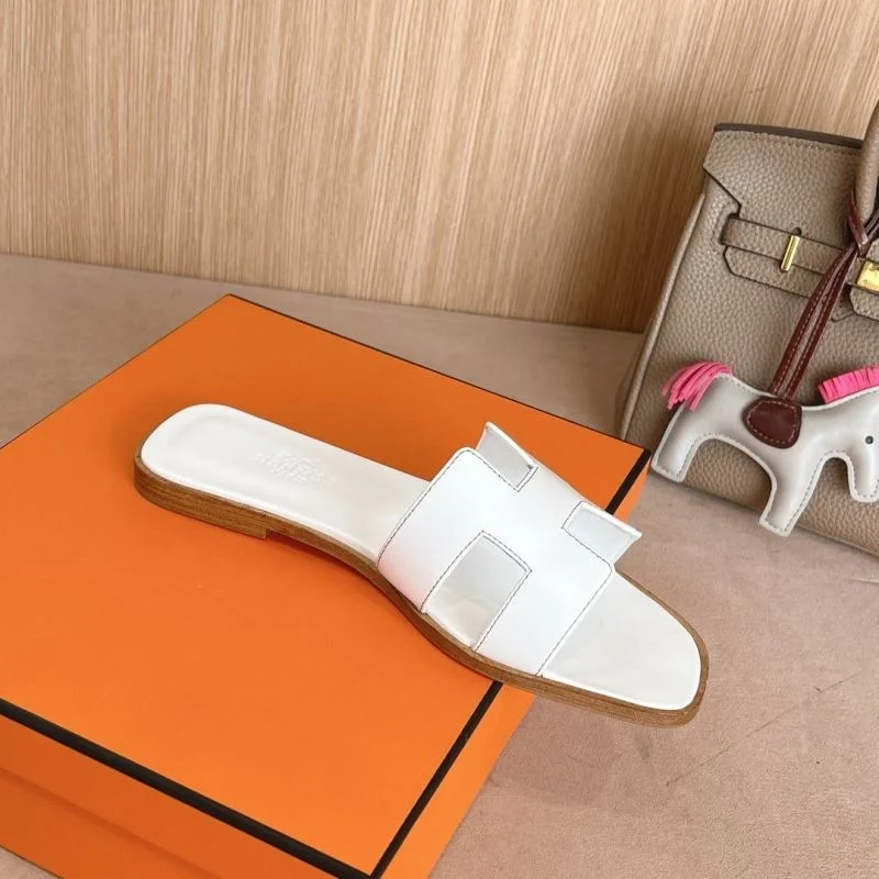 Exact replica Hermes Slippers