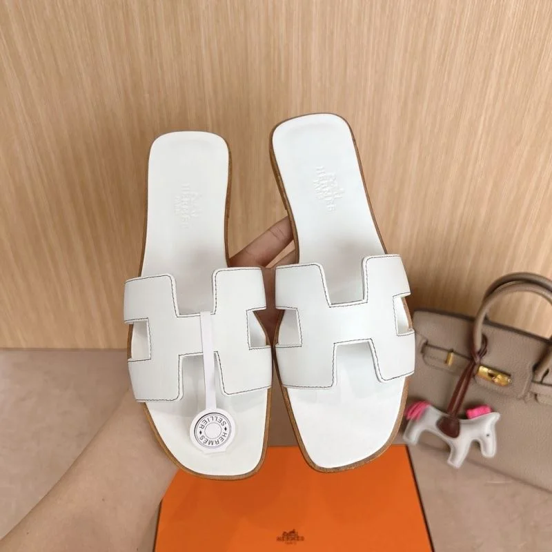 Exact replica Hermes Slippers
