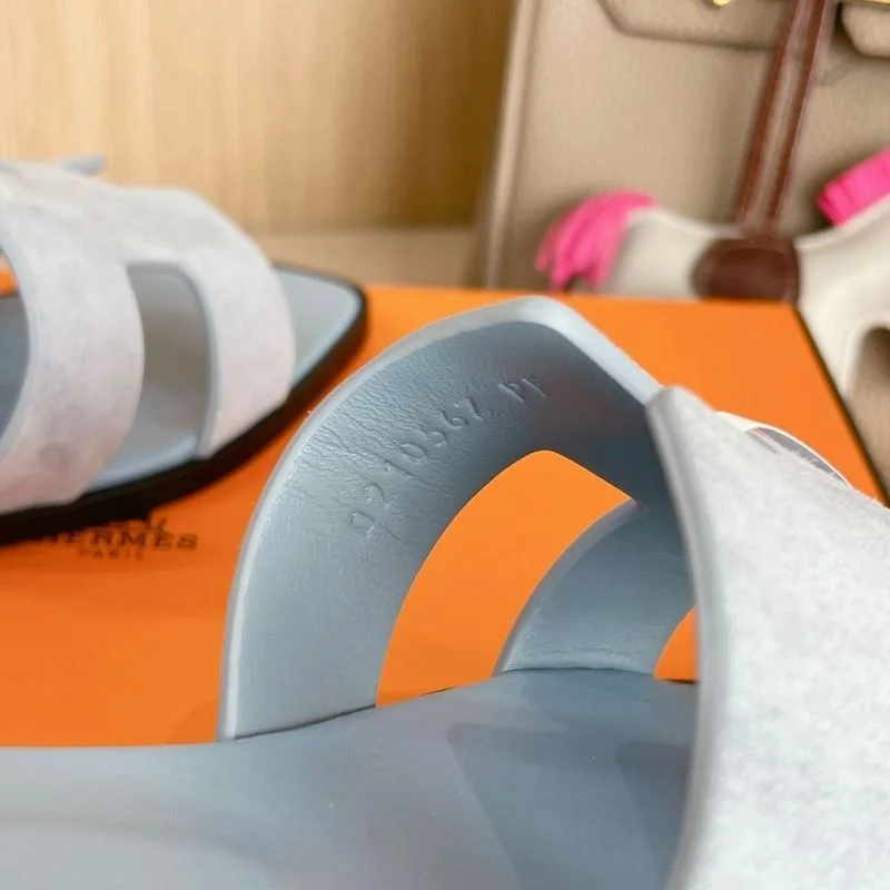 Value-priced Hermes Slippers