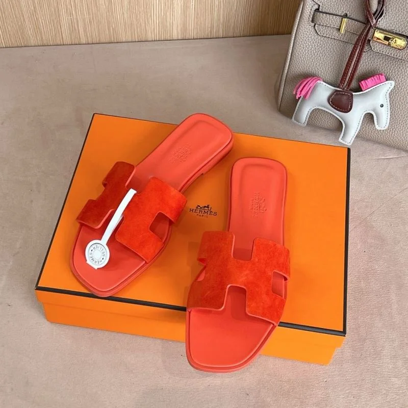 Value-priced Hermes Slippers