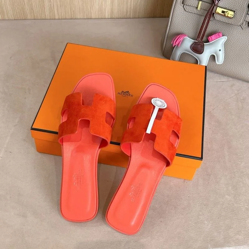 Value-priced Hermes Slippers