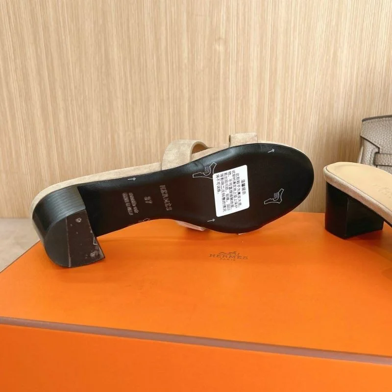Inexpensive Hermes Slippers