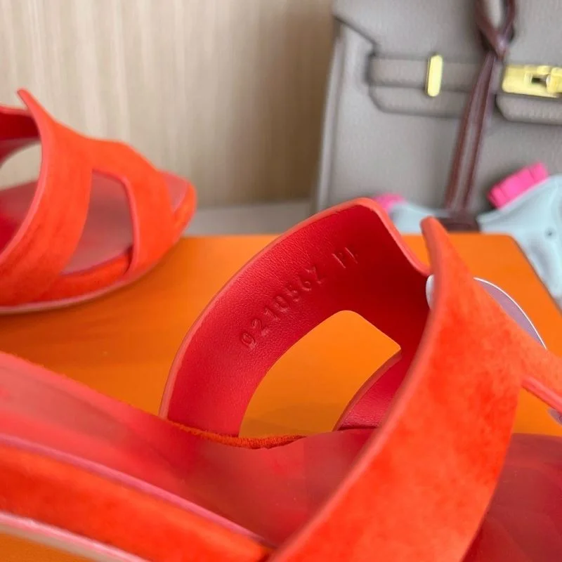 Reasonably priced Hermes Slippers