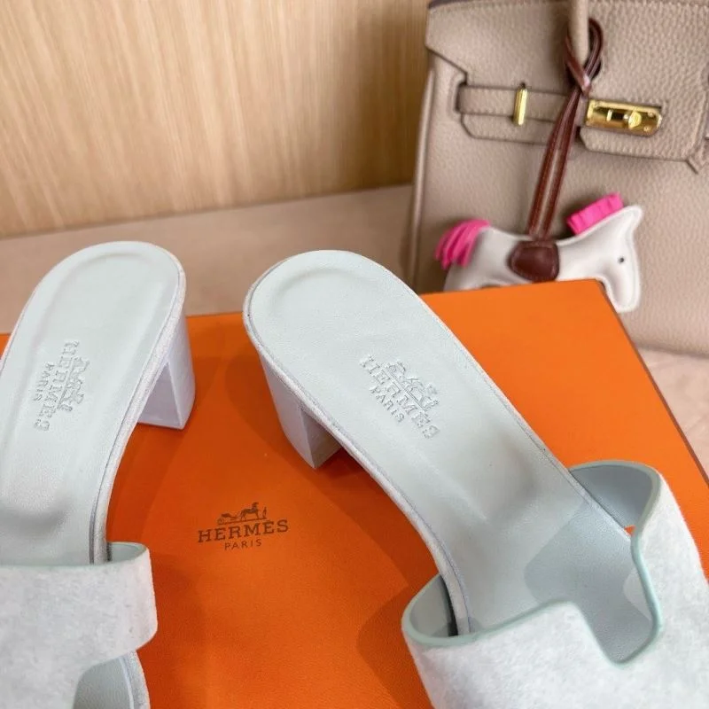 Cut-rate Hermes Slippers