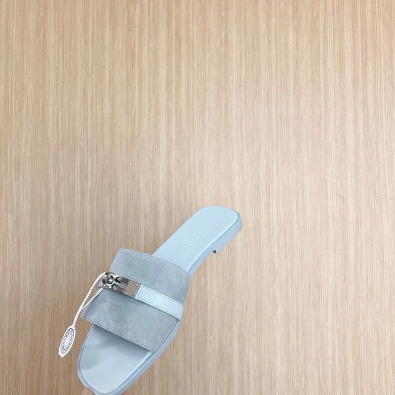 Cut-rate Hermes Slippers