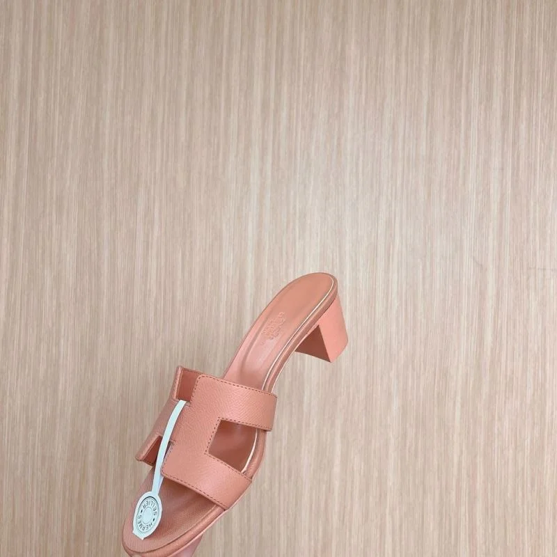 Value-priced Hermes Slippers