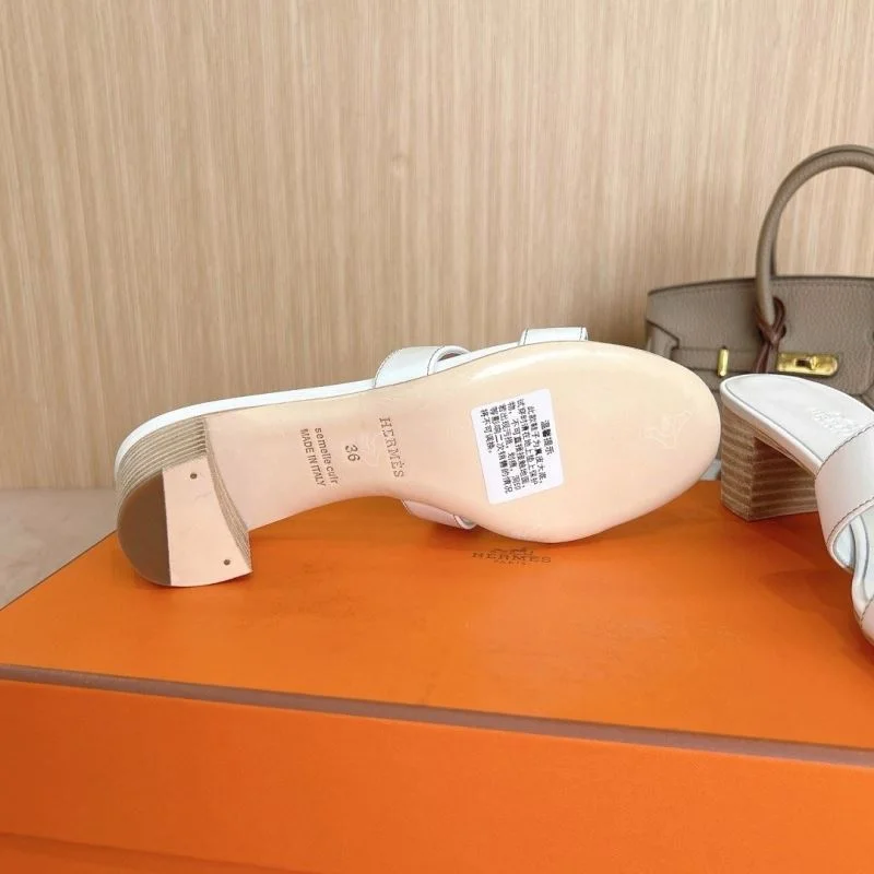 Accurate model Hermes Slippers