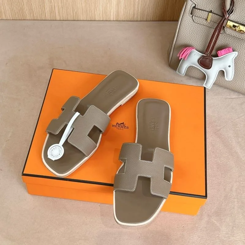 Hermes Slippers
