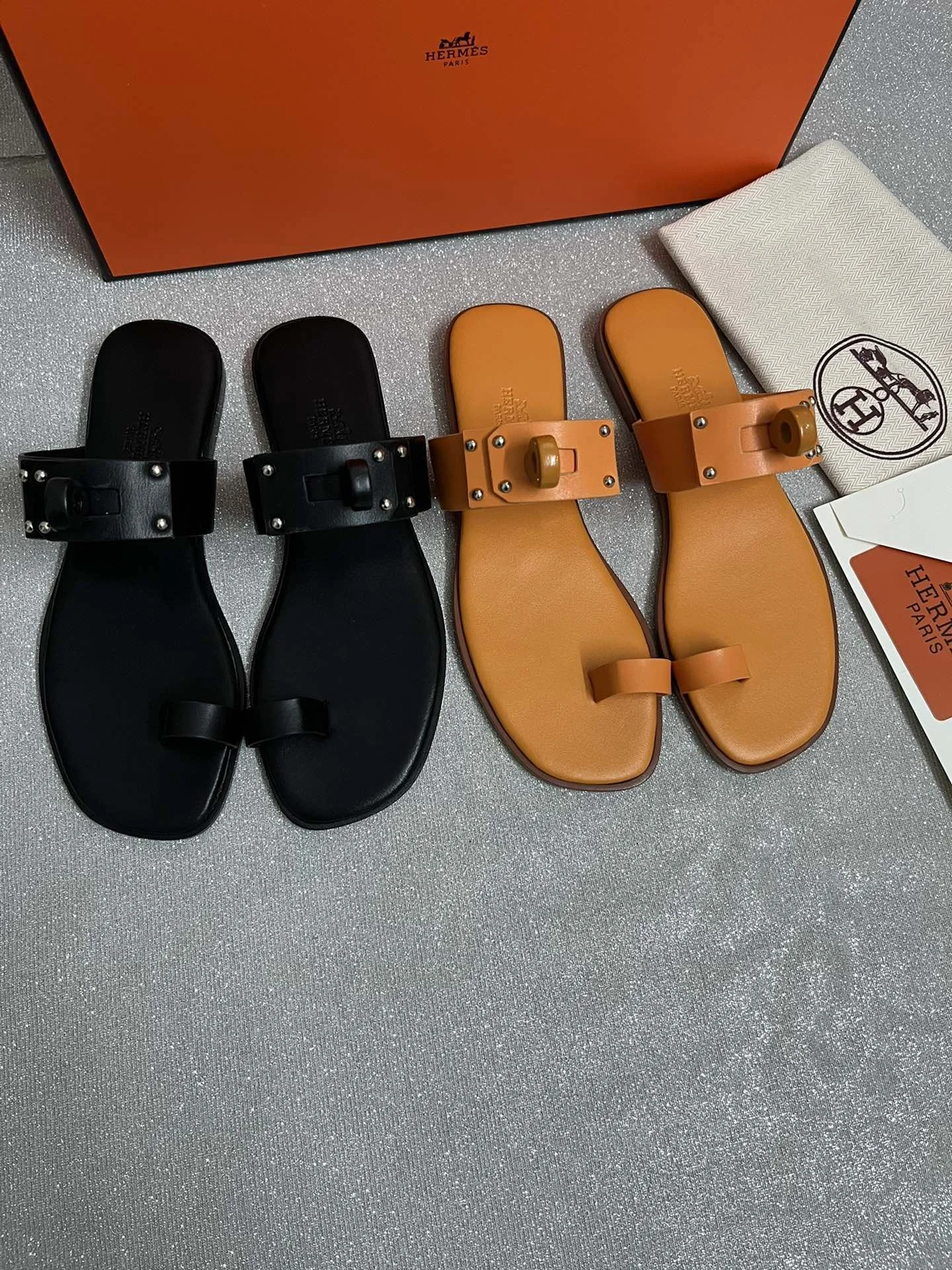 Bargain Hermes Slippers