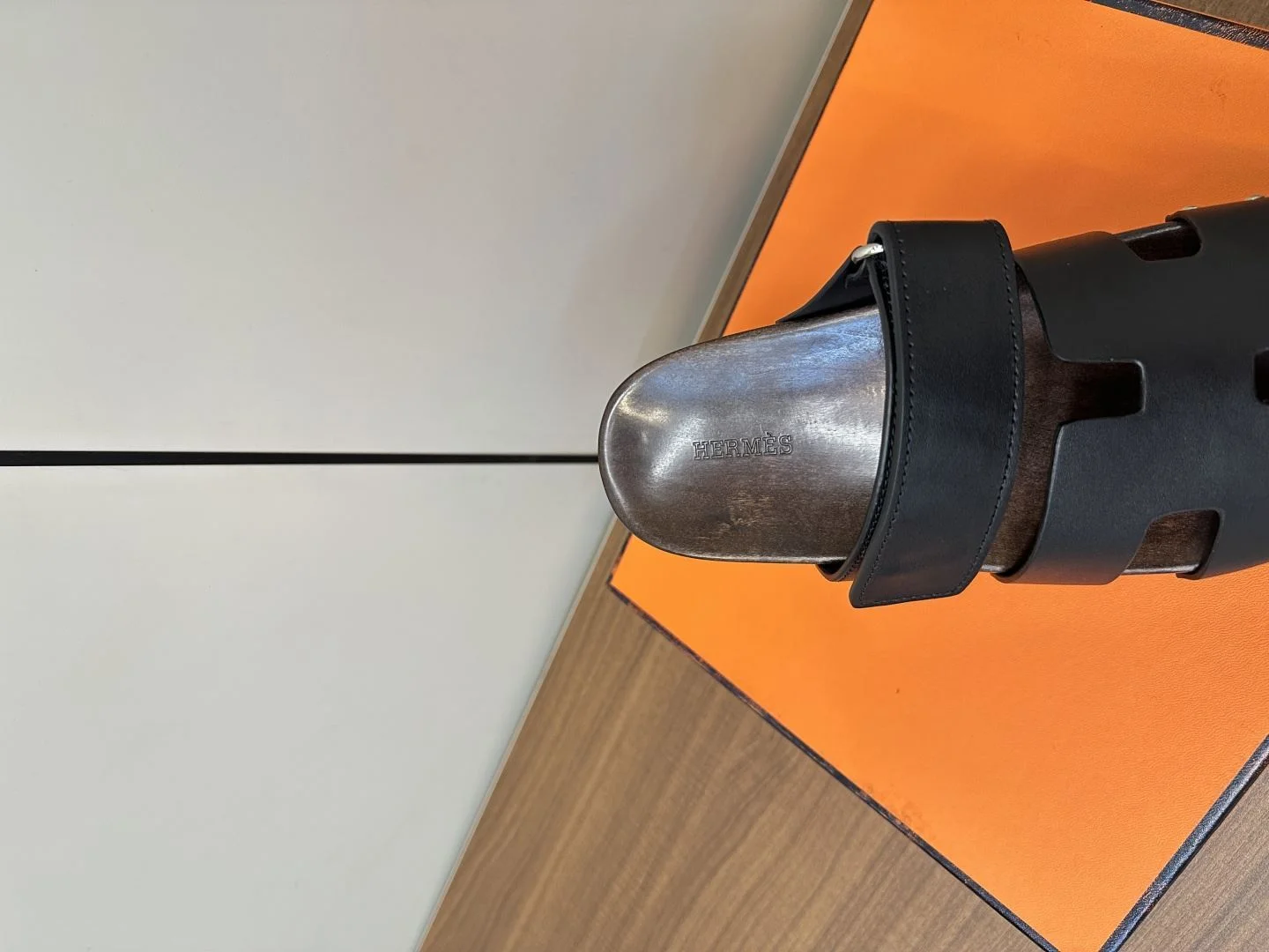 Value-priced Hermes Slippers
