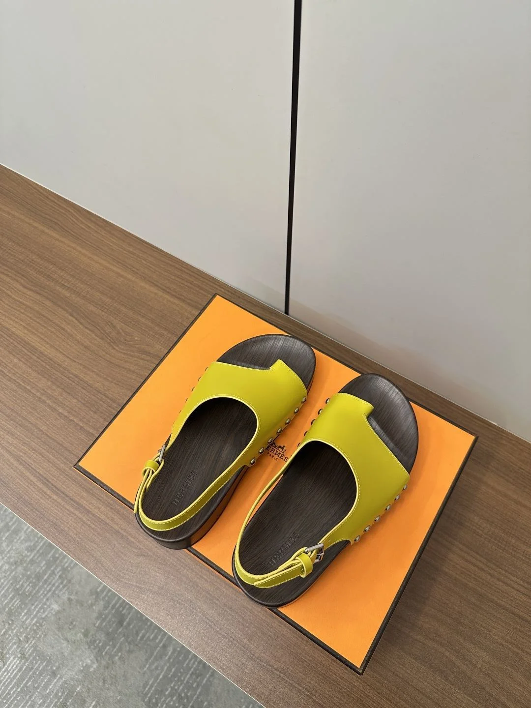 Cut-rate Hermes Slippers