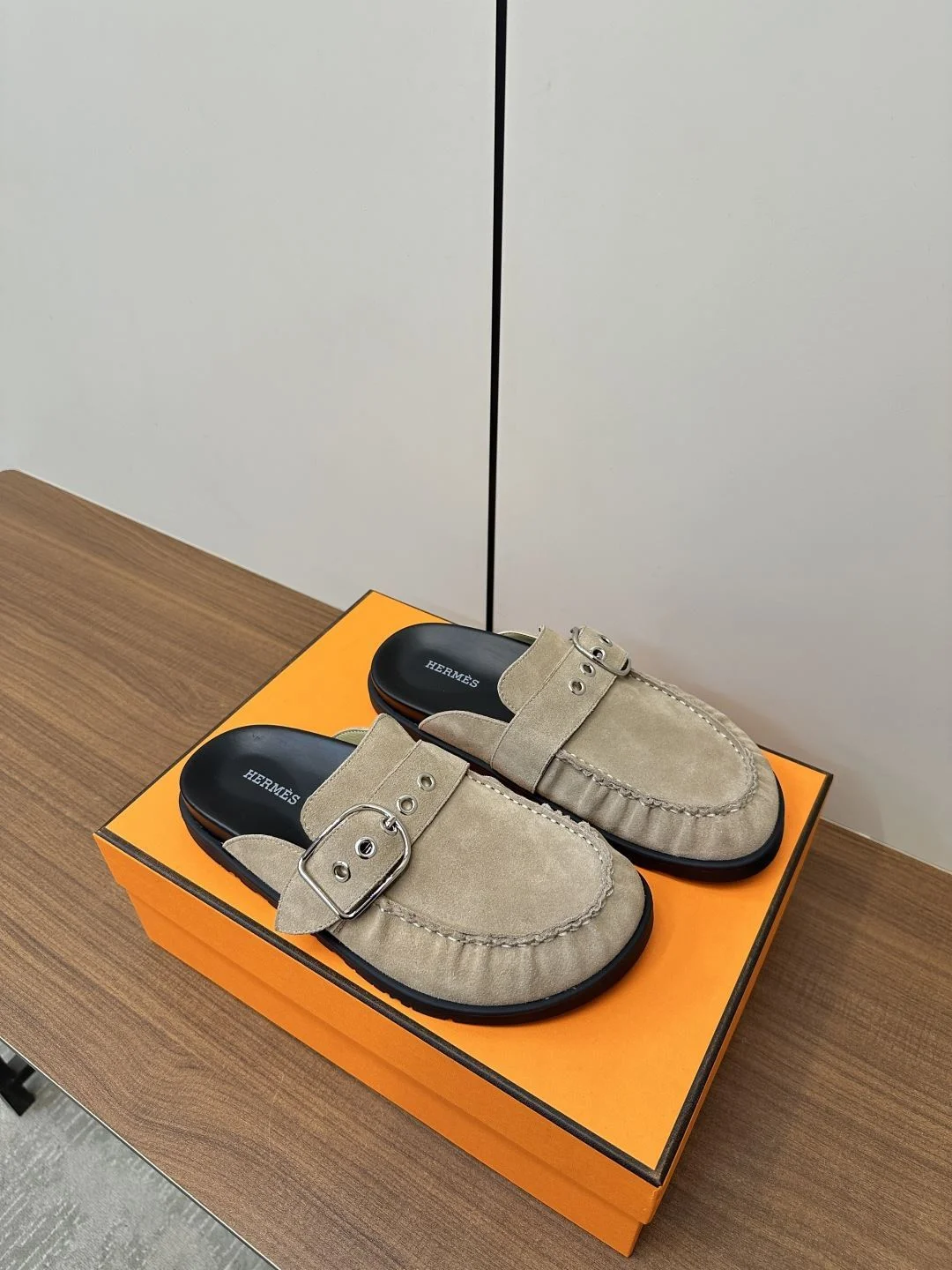 Value-priced Hermes Slippers