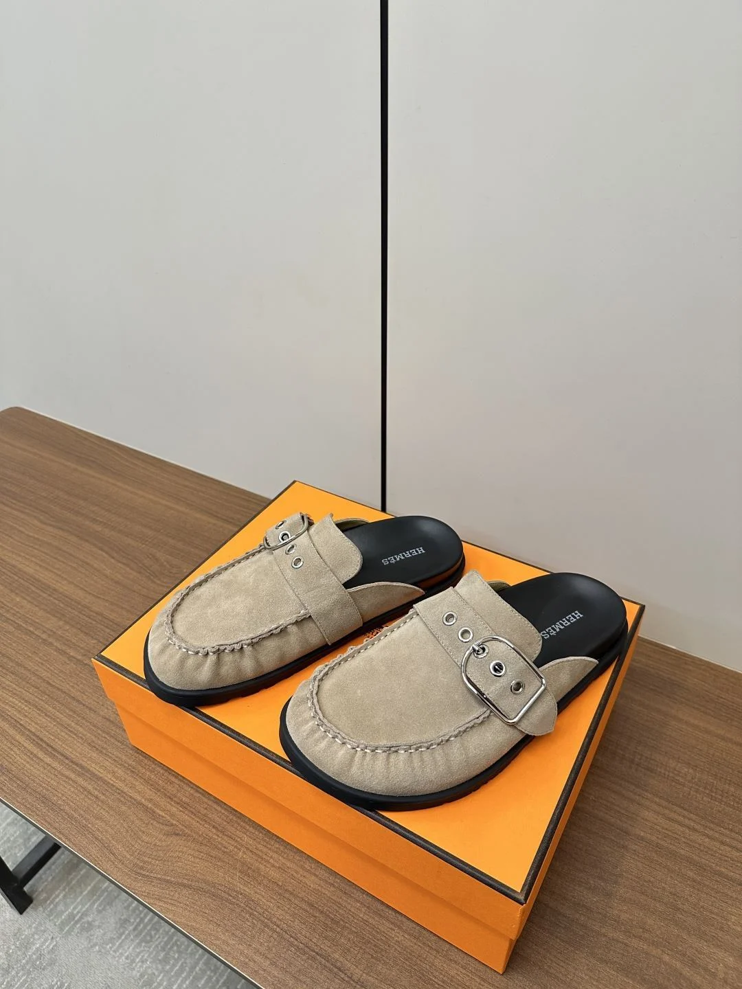 Value-priced Hermes Slippers