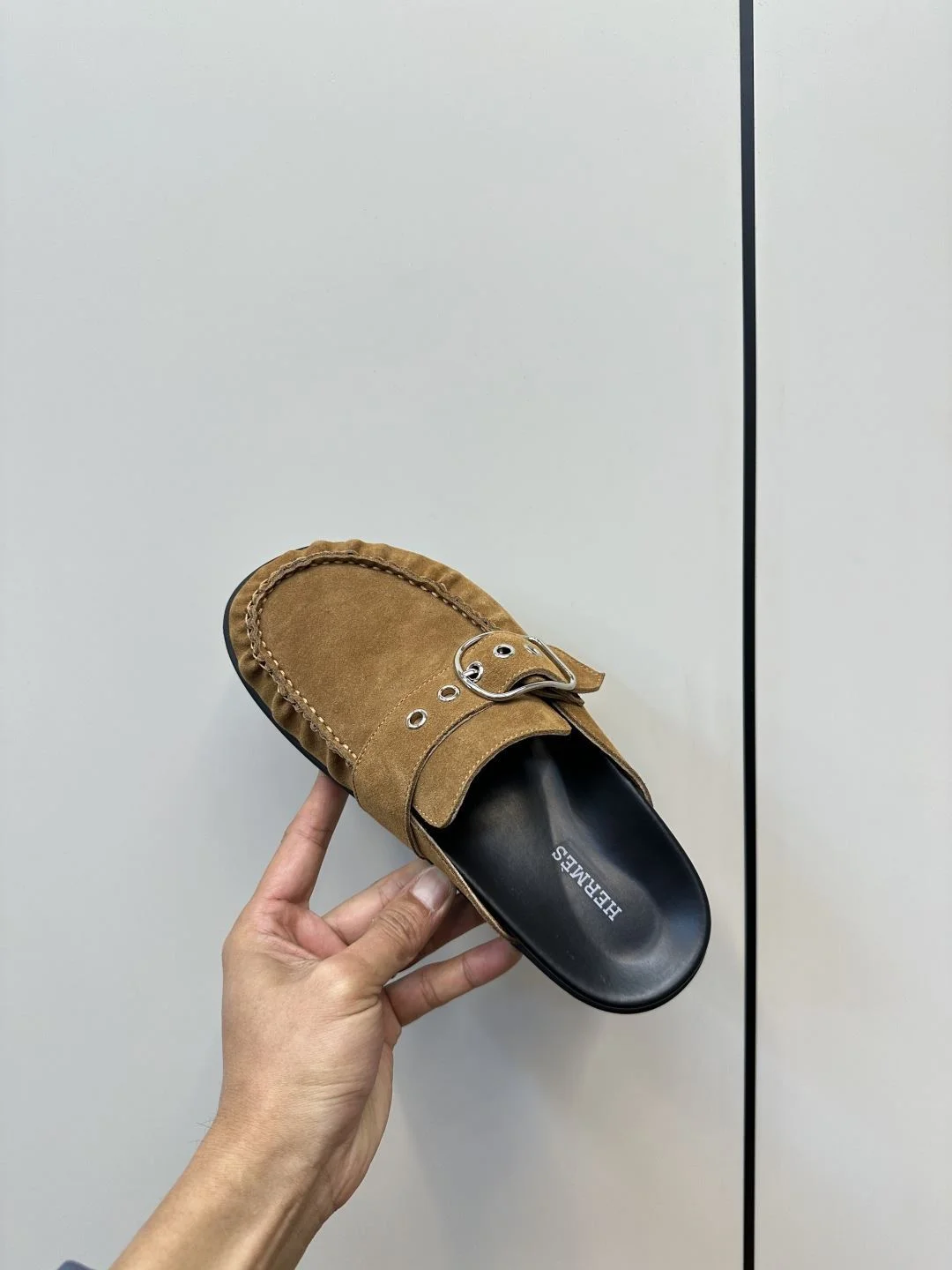 Discounted Hermes Slippers