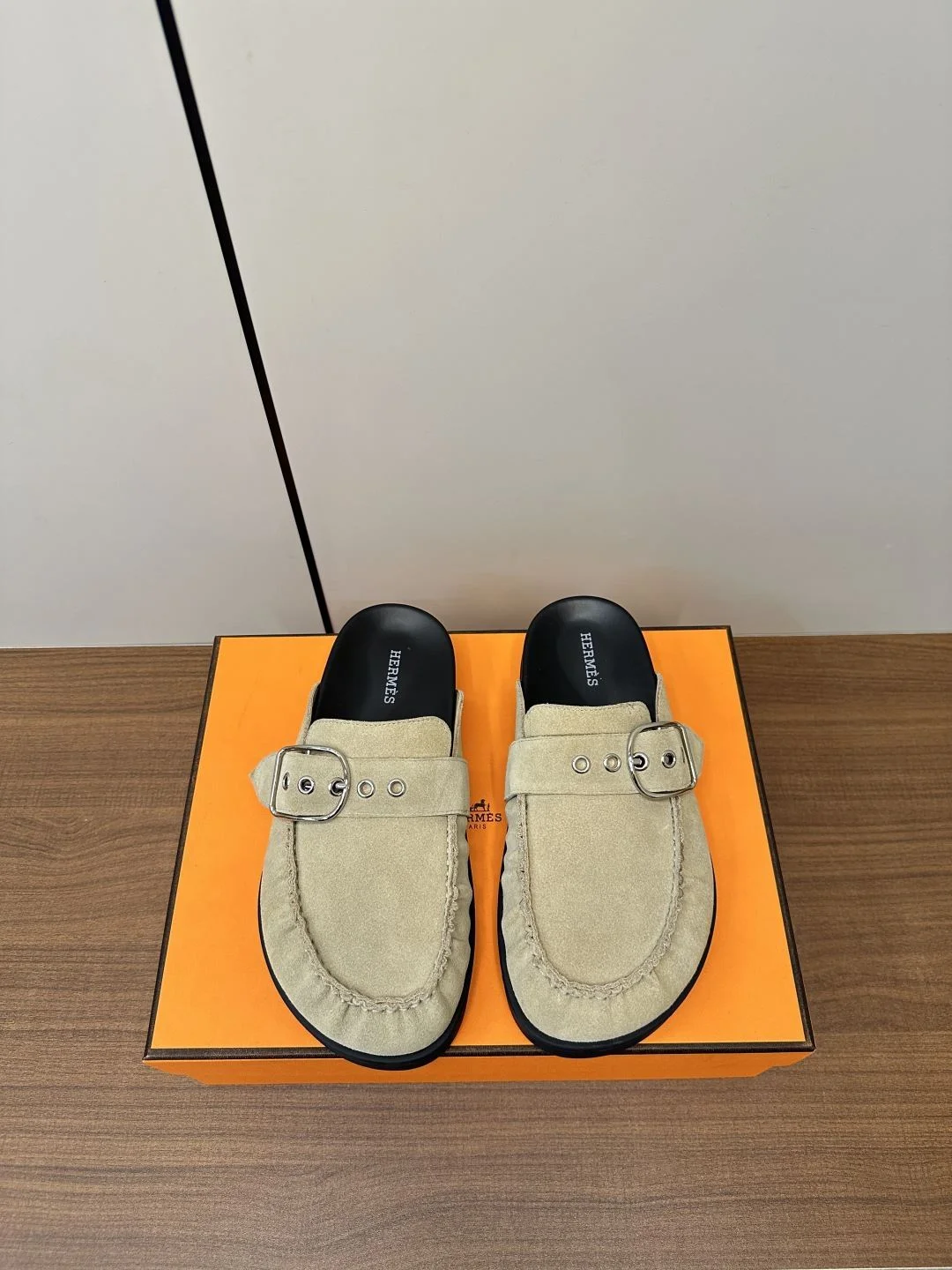 Hermes Slippers