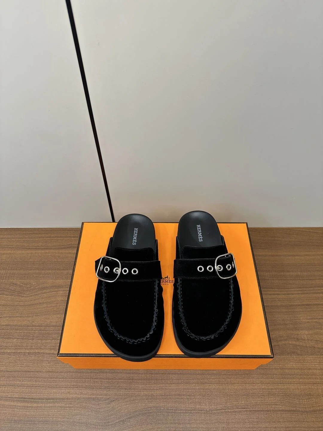 Hermes Slippers