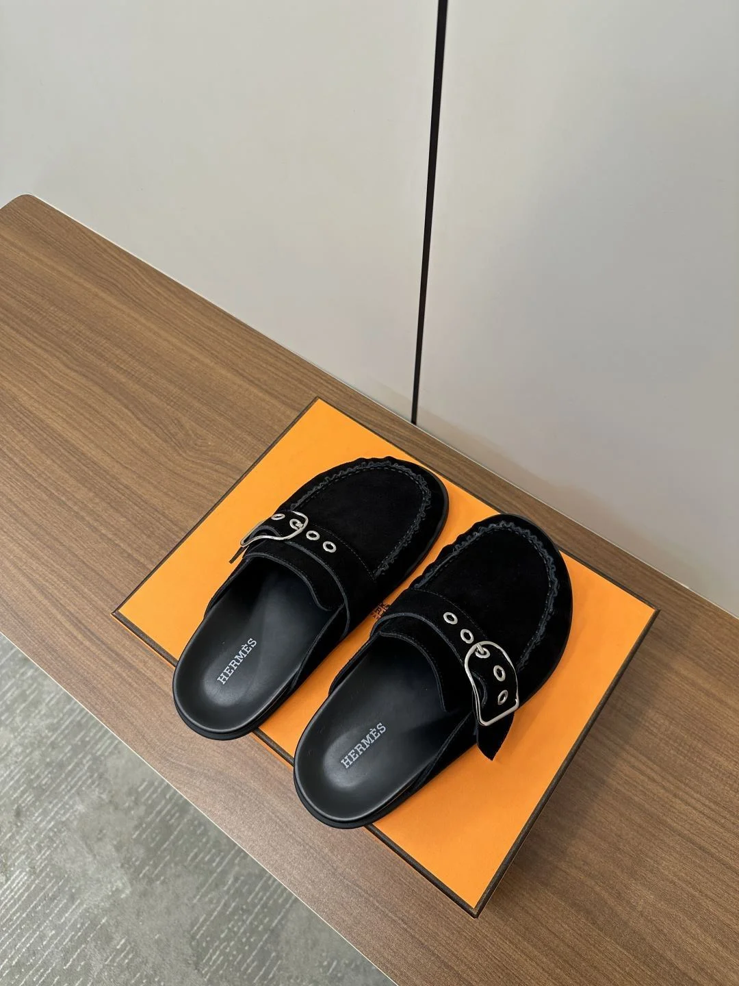 Precise copy Hermes Slippers