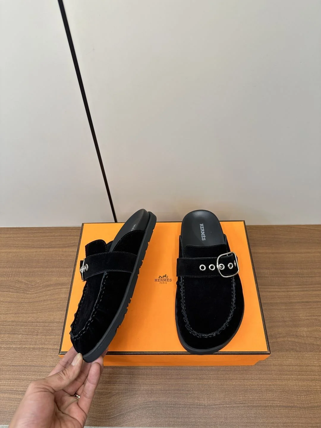 Precise copy Hermes Slippers